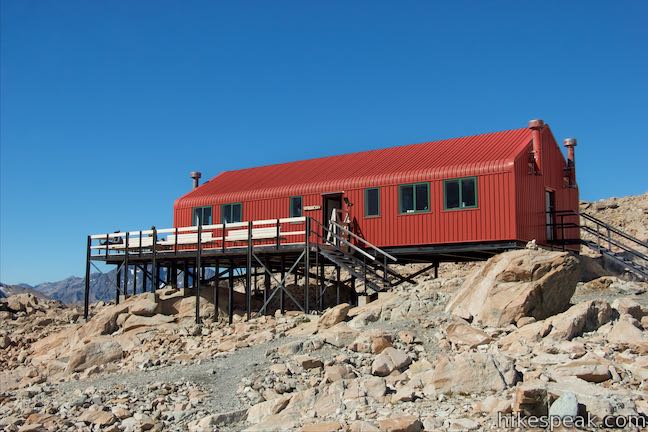 Mueller Hut | New Zealand | Hikespeak.com